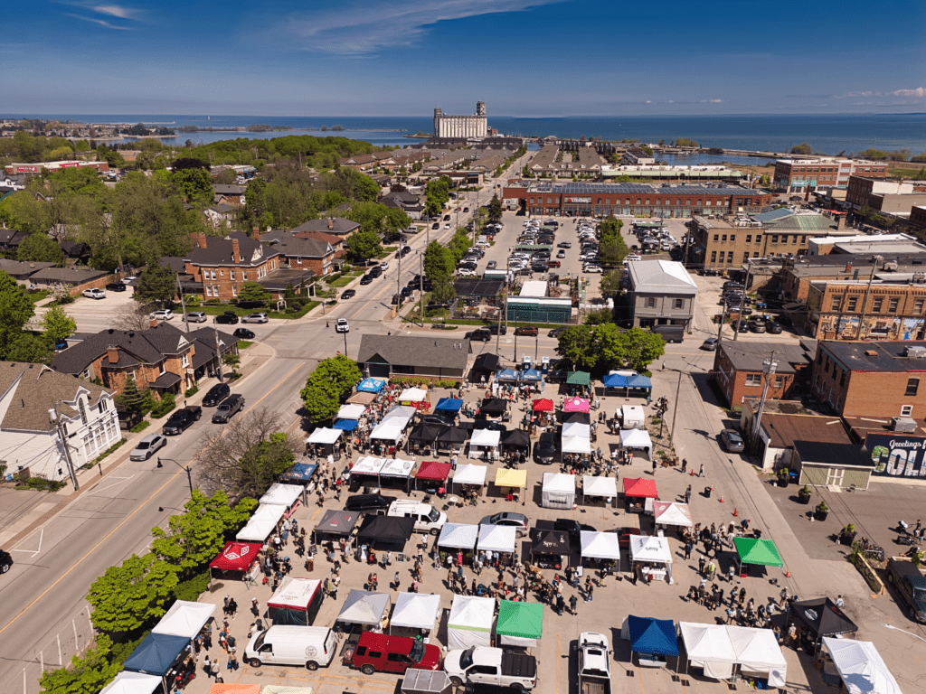 The Very Popular Collingwood Downtown Farmers’ Market Opens This ...